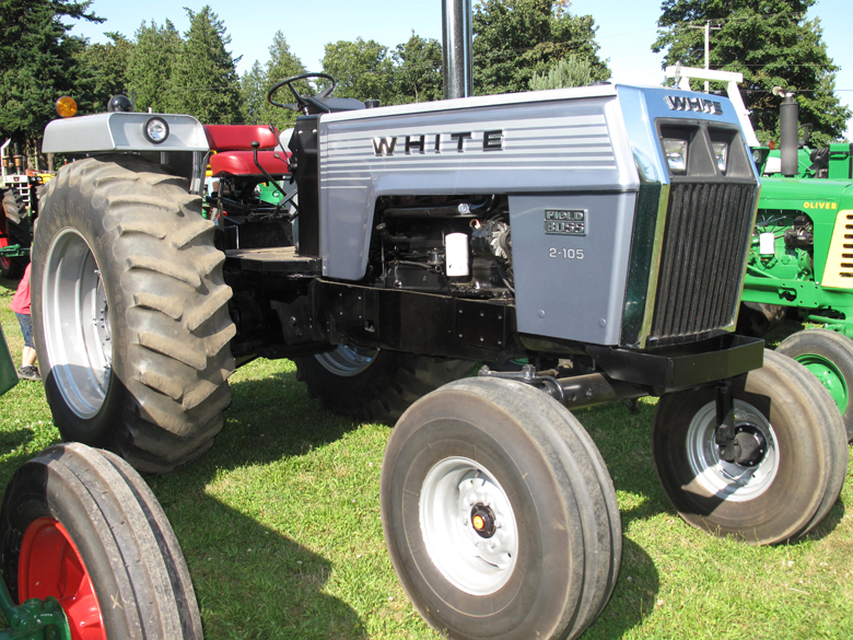 White field boss 2-105 - Oliver Parts - Oliver Tractor Parts